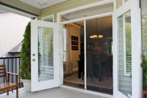 PHANTOM® DOUBLE RETRACTABLE SCREEN DOOR - Screening Solutions Ohio